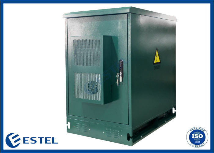 ชั้นติดตั้ง 19 นิ้ว Rack IP55 ตู้โทรคมนาคมกลางแจ้งด้วยเครื่องปรับอากาศ 500W